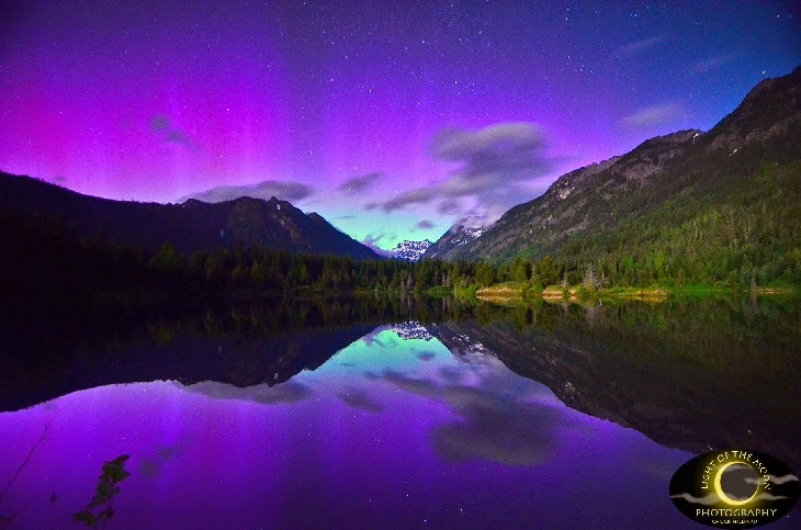 Menikmati Indahnya Aurora Ungu Cantik di Langit Washington - Info Astronomy