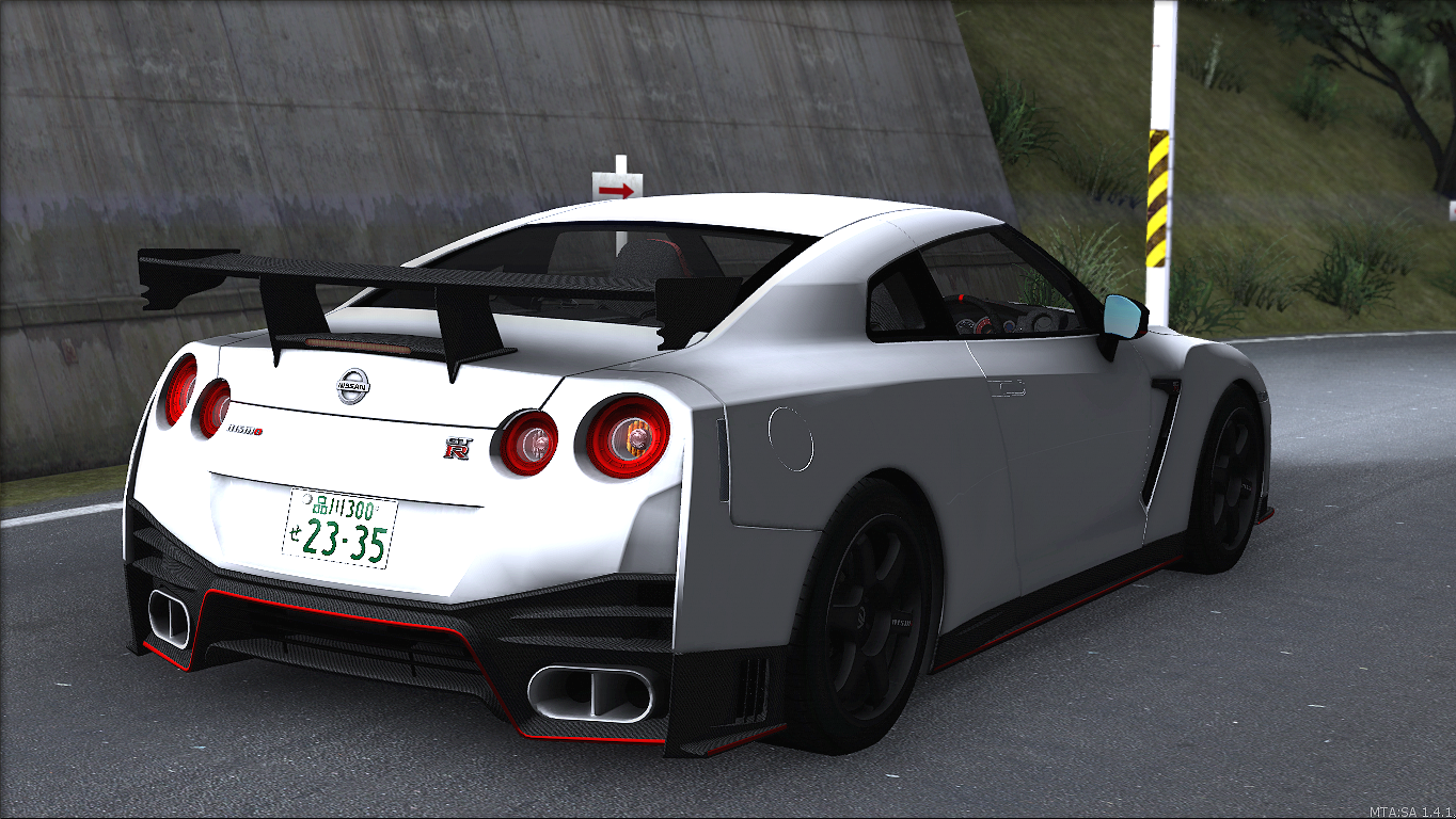 KAZUTOSHI MODS: Nismo GT-R R35 '15