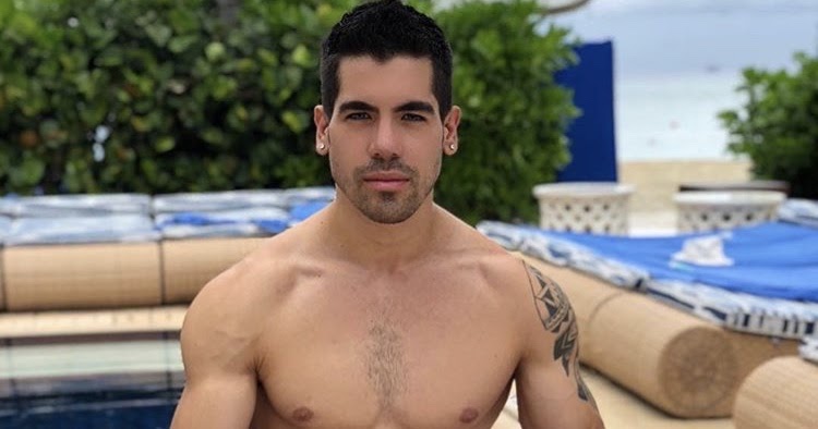 Speedo Musings: Pool Hunk