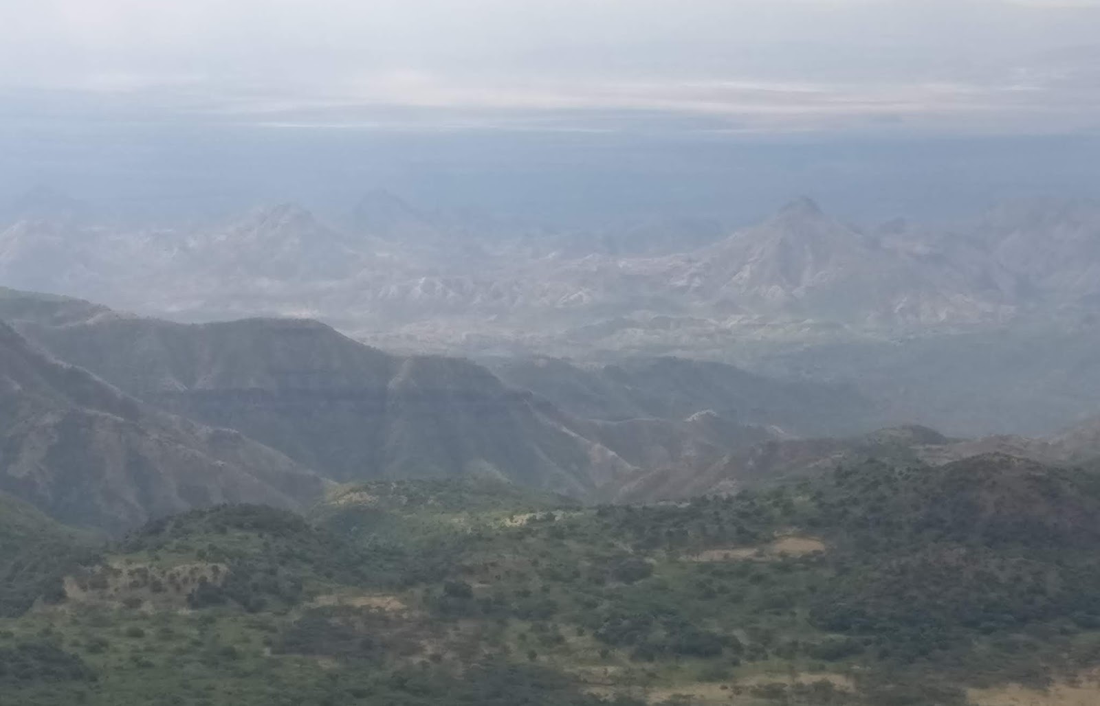 Ebo on tour: Der Ostafrikanische Graben bei der Malasso Community (Kenia)