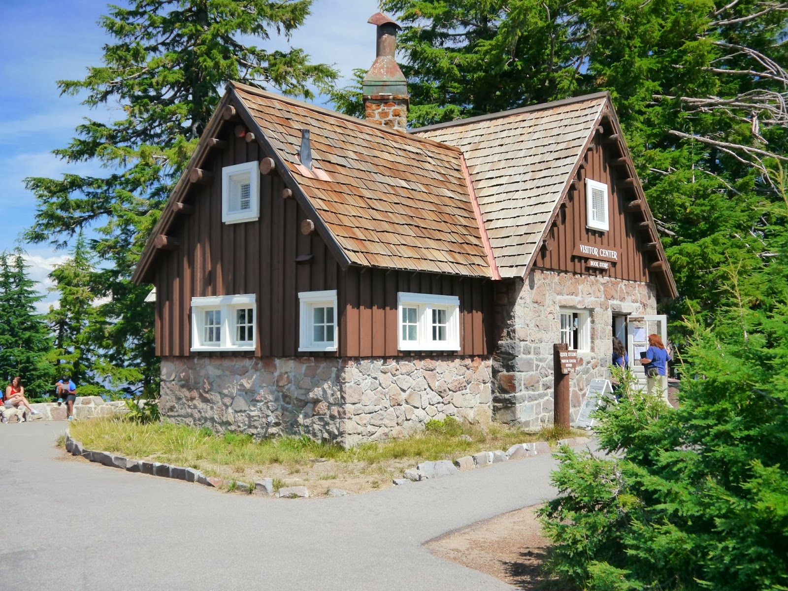 American Travel Journal: Steel Visitor Center and Rim Village - Crater ...