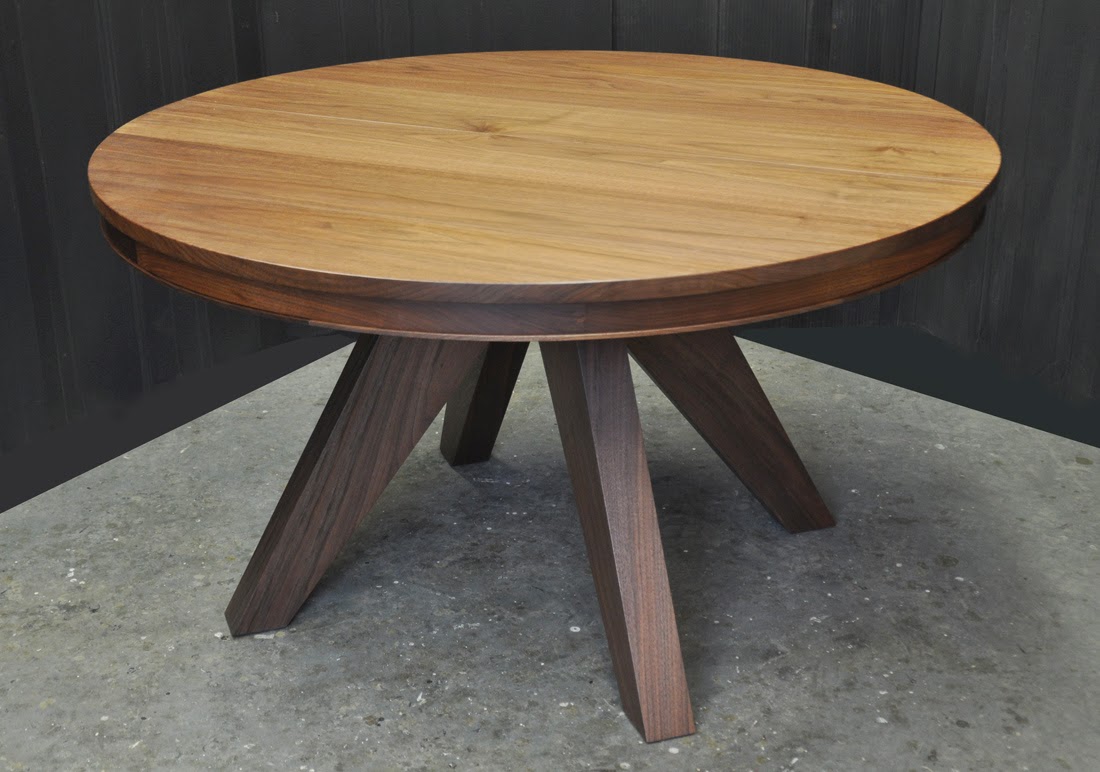 Dorset Custom Furniture - A Woodworkers Photo Journal: new table design