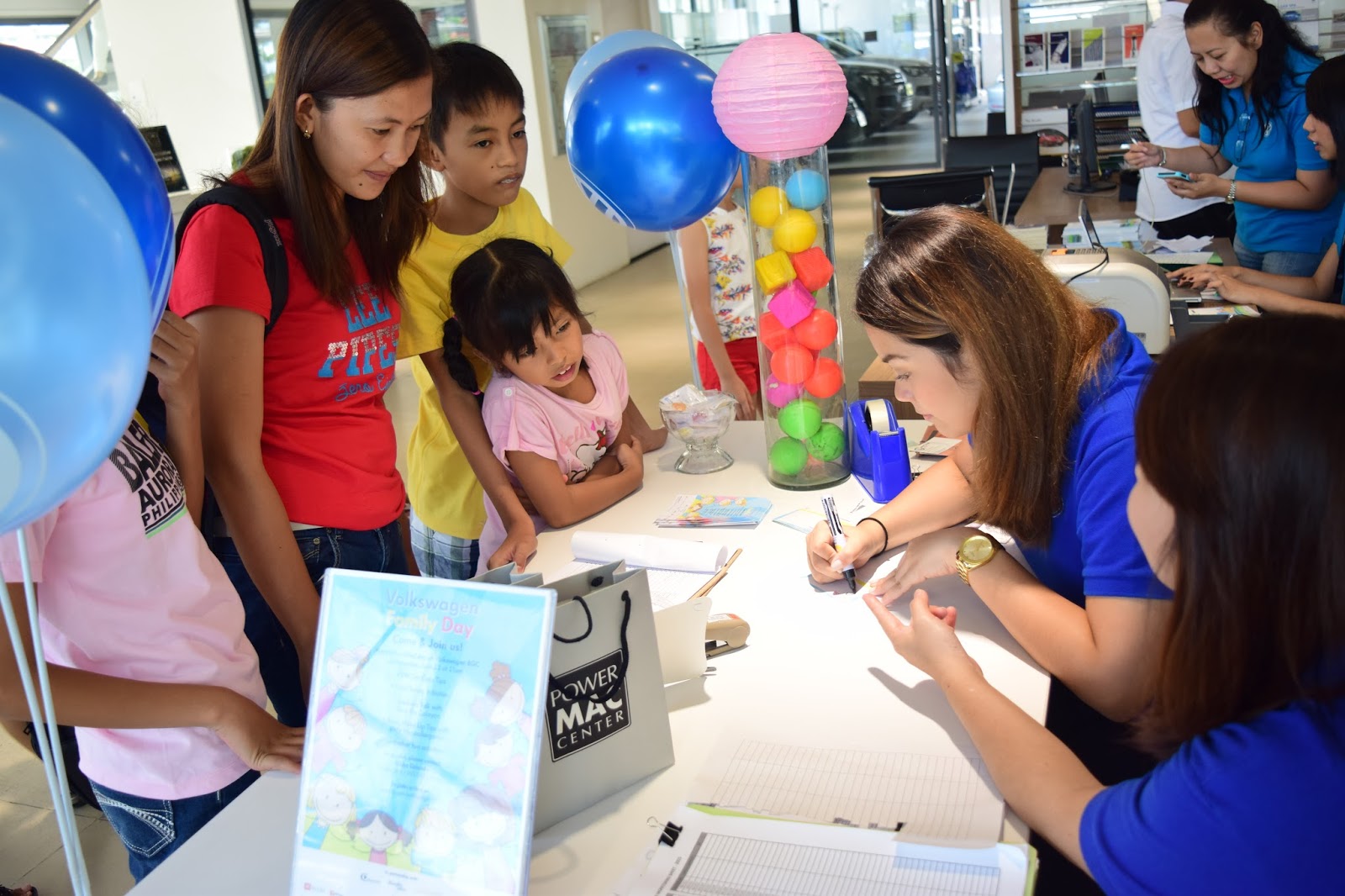 Paparazzi Photoman Walking Photobooth Service: Volkswagen Family Day in ...