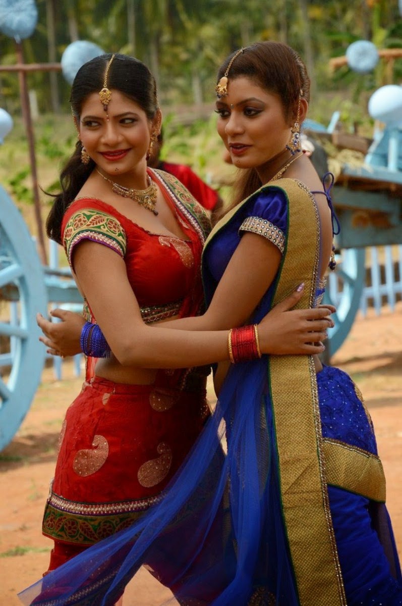 Bollywood Actresses Pictures Photos Images: South Indian Item Girl ...