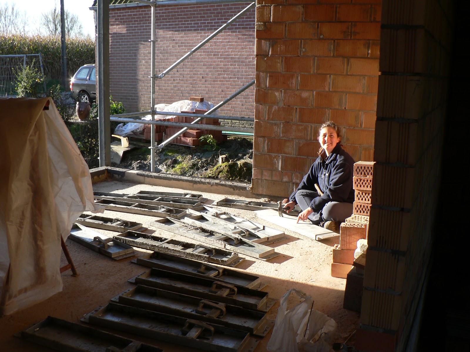 Kabouters gezocht: 27 en 28 oktober Ontkisten trap, metsen topgevel ...