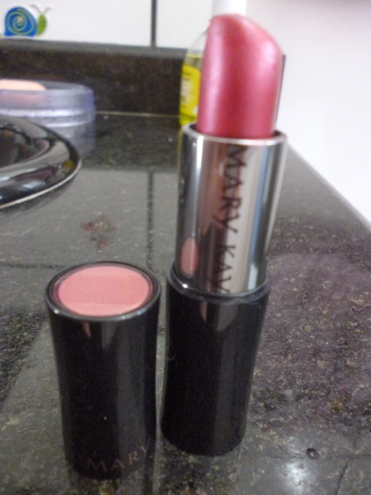 Diva de Brechó: Resenha Batom Apple Berry da Mary Kay