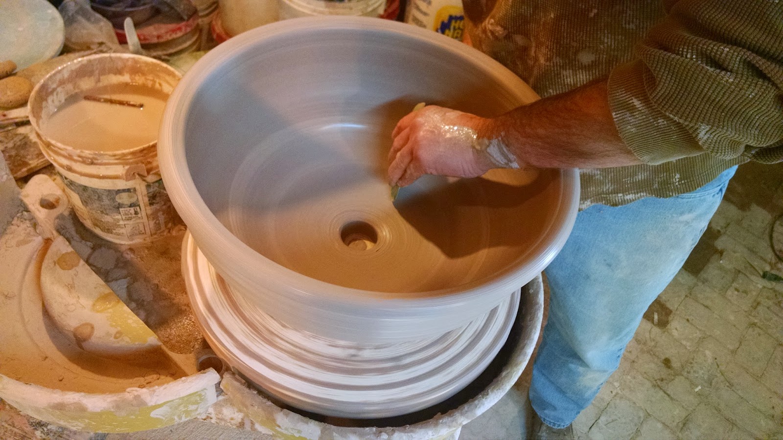 meesh's pottery: Vessel Sink Making