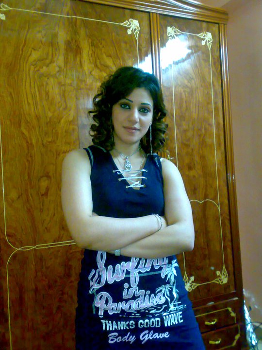 Collection Of Beautiful Arabian Girls Photos Tunisian Girl Walking Oh