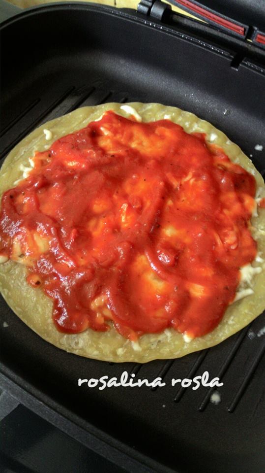 Resepi Pizza Roti Prata guna Pemanggang Ajaib