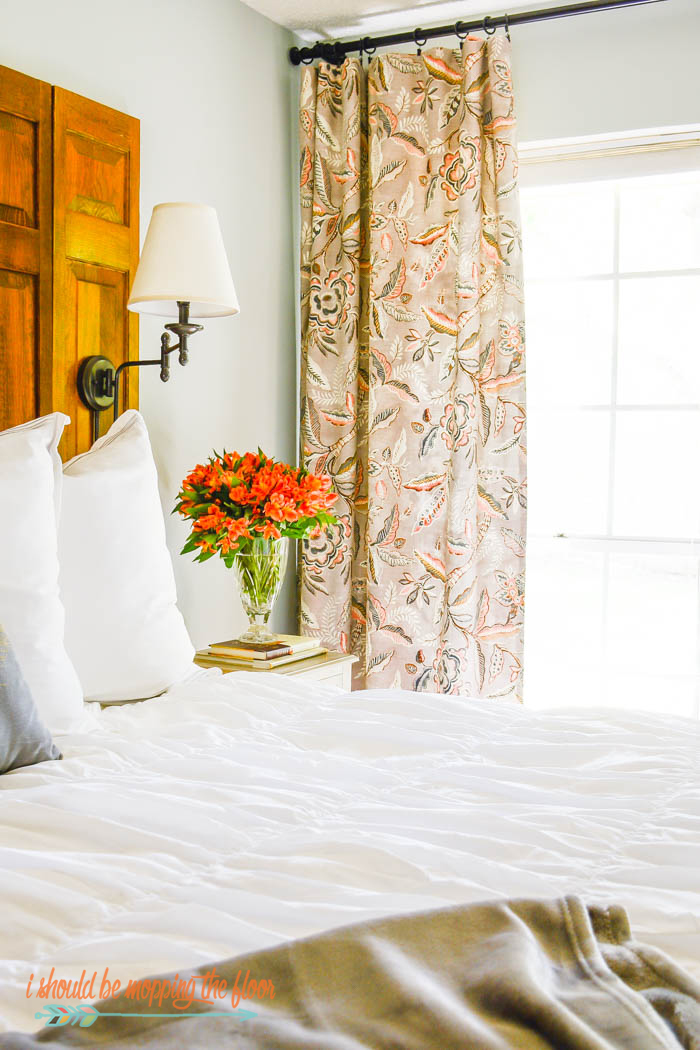 How to Sew Drapes that are Reversible | i should be mopping the floor