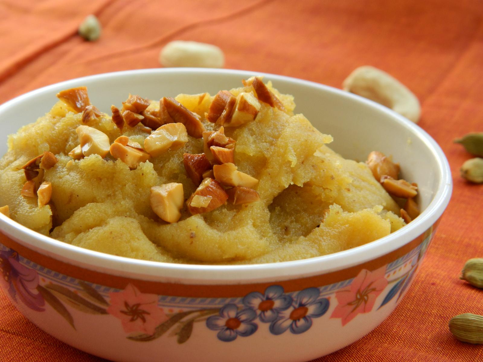 Blend with Spices: Besan Ka Halwa ~ Indian Gram Flour Pudding Recipe