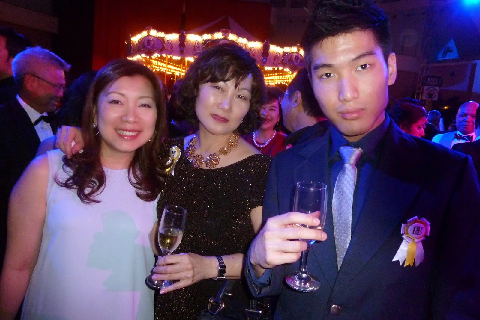 Kee Hua Chee Live!: PART 1---BENJAMIN YONG MARRIES ELIZABETH LEE AT ...