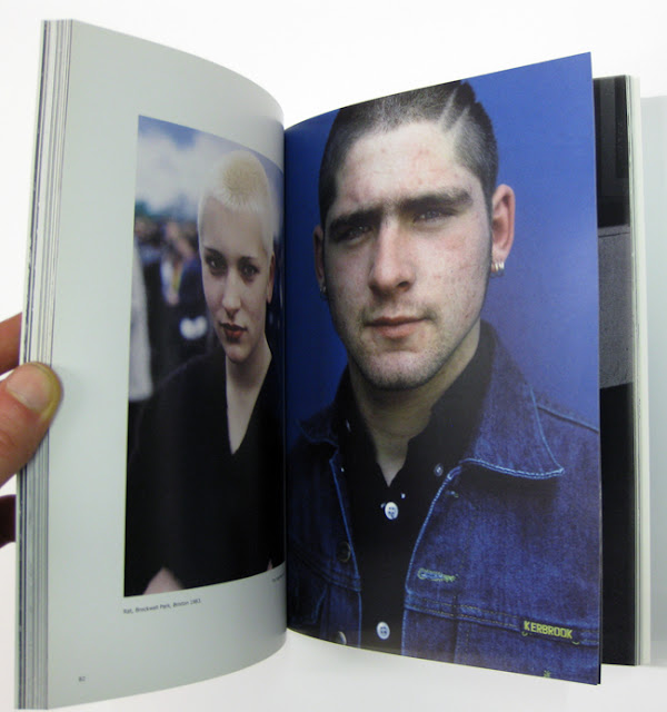 november-books: Derek Ridgers - Skinheads 1979-1984