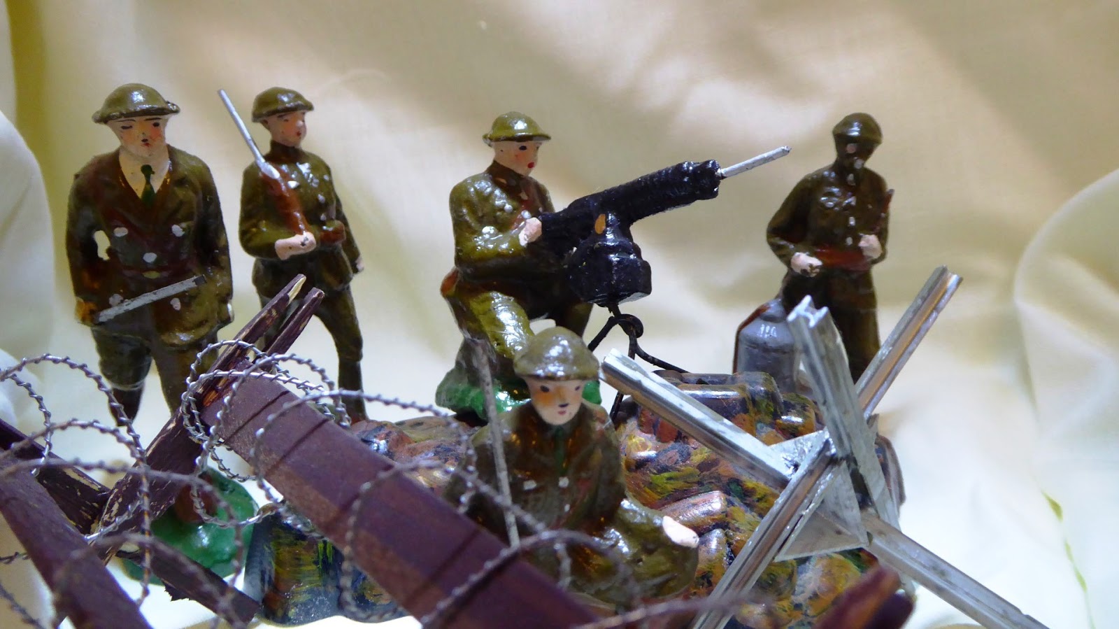 Toy soldiers and real battles: WW1 US Army "Doughboys" soldiers ...