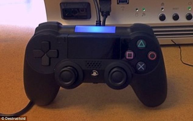 AmazinG Gamers: PS4 Leaked Controller FAKE