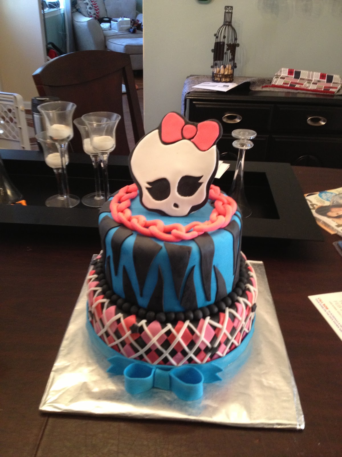 Cakes by Tracy