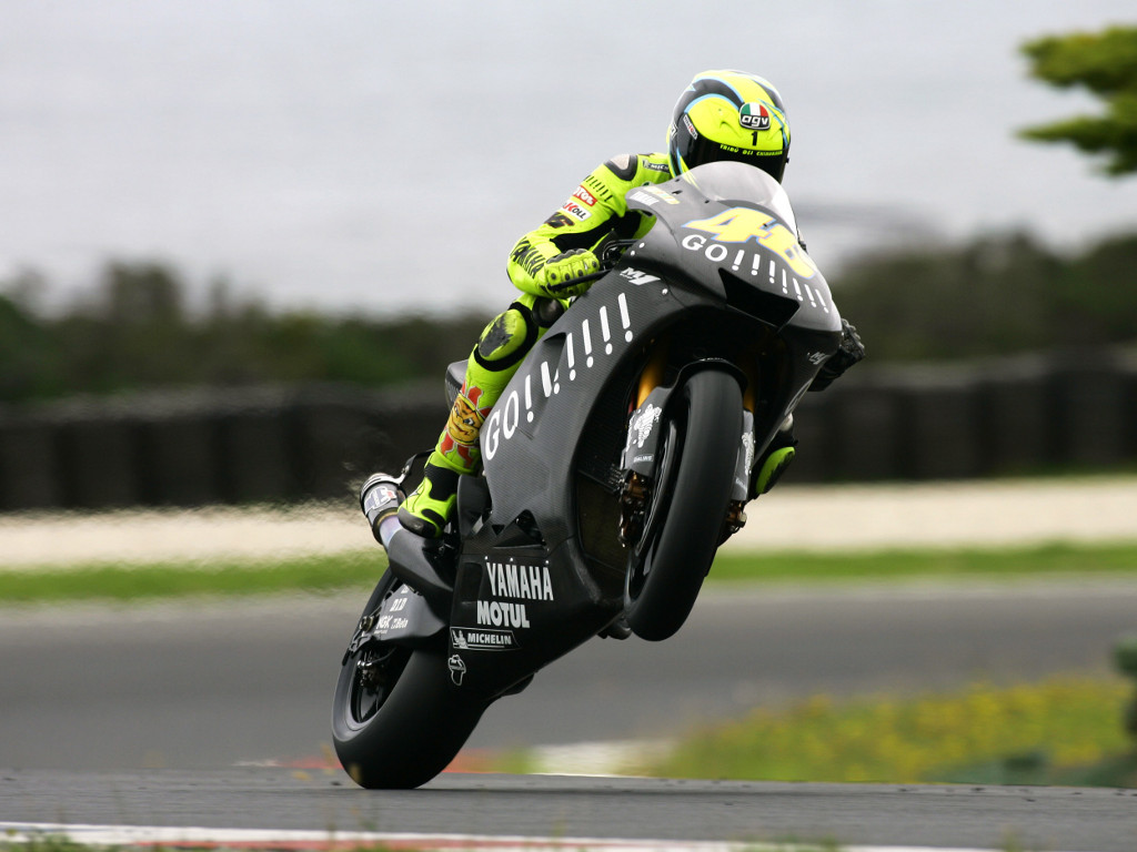 Download besplatne pozadine 1024x768: Motor Yamaha Motul