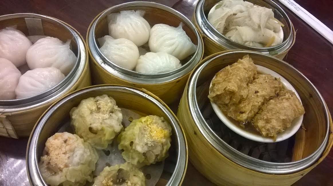FRIED CHICKEN LIPS: Dim Sum Dive - Update