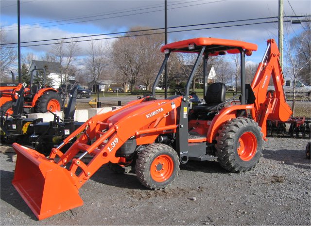 JABATAN MEKANIKAL PERTANIAN: JENTERA-JENTERA PERTANIAN