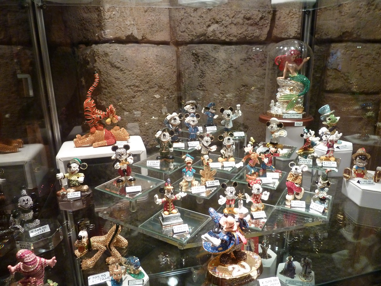 Disney, Ma passion: collection d'objet disney Swarovski à disneyland ...