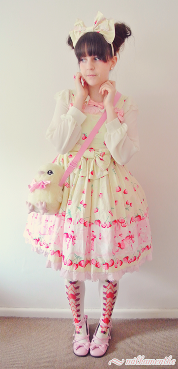 milkamenthe: Cherry Berry Bunny for Melbourne Easter Meet 2014