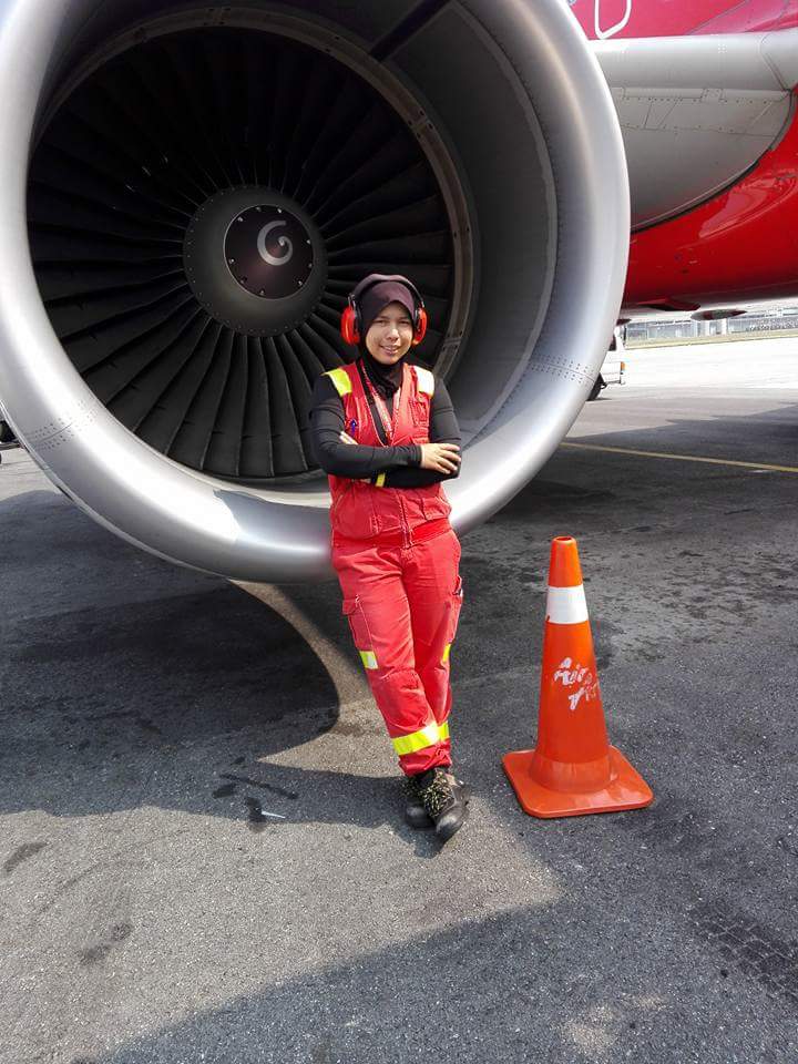 It's Mir Mira blog...: Kerjaya sebagai Ramp Agent ( Airasia )