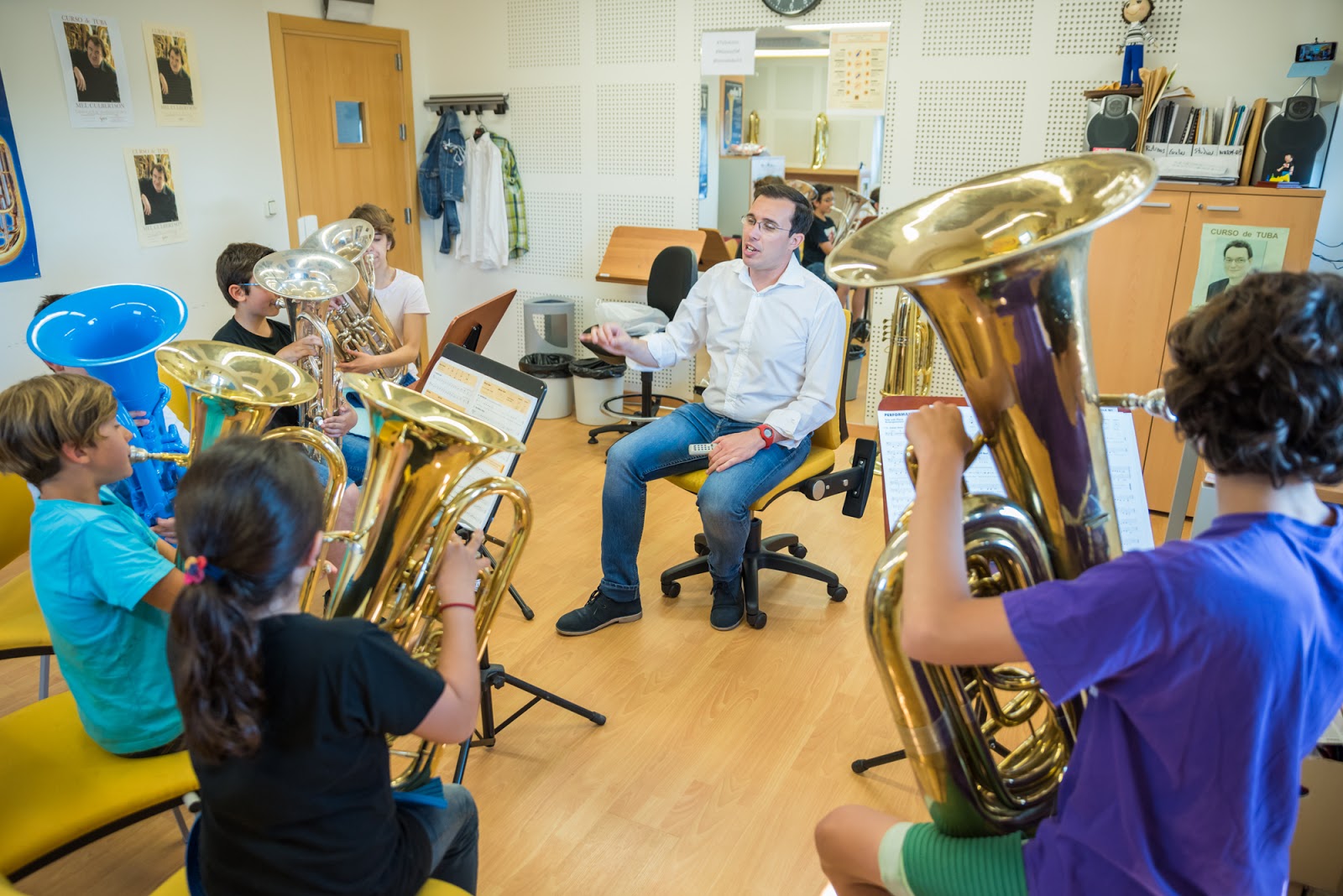 La Clase de Tuba del Conservatorio de Gijón.: ¿Por qué y cómo tocar la ...
