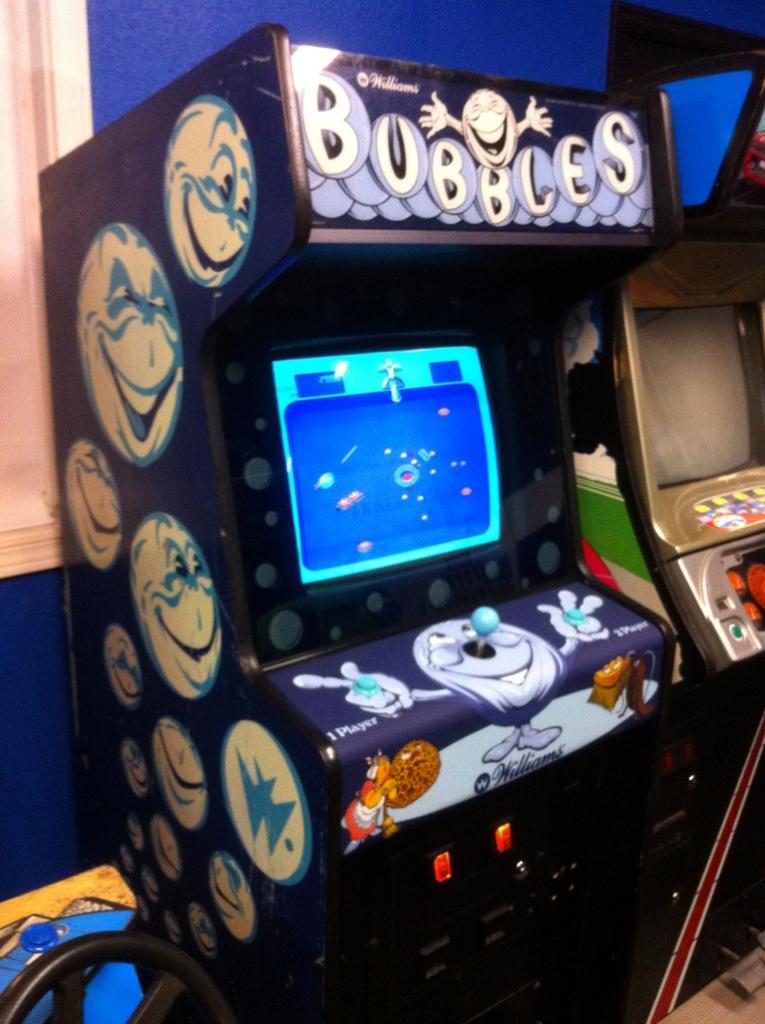 Old Magus' Pub: Análise 48 - Bubbles [Arcade]