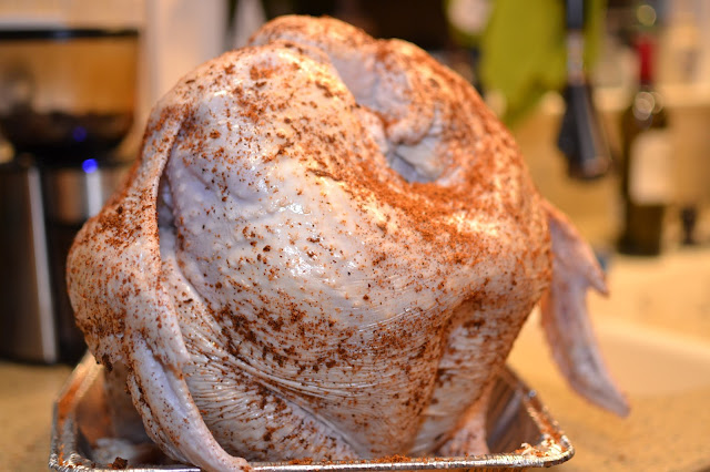 Weekend Food Project: 20 lb Turkey on the Big Green Egg