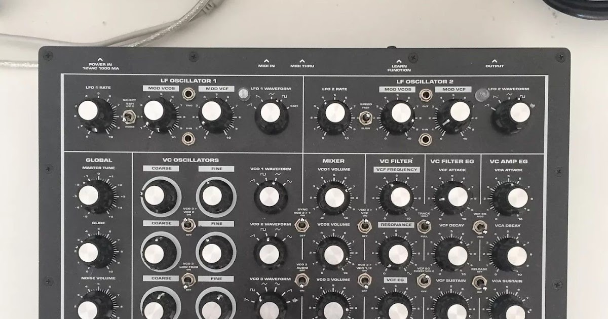 MATRIXSYNTH: MacBeth Studio Systems Micromac D Analog Synthesizer