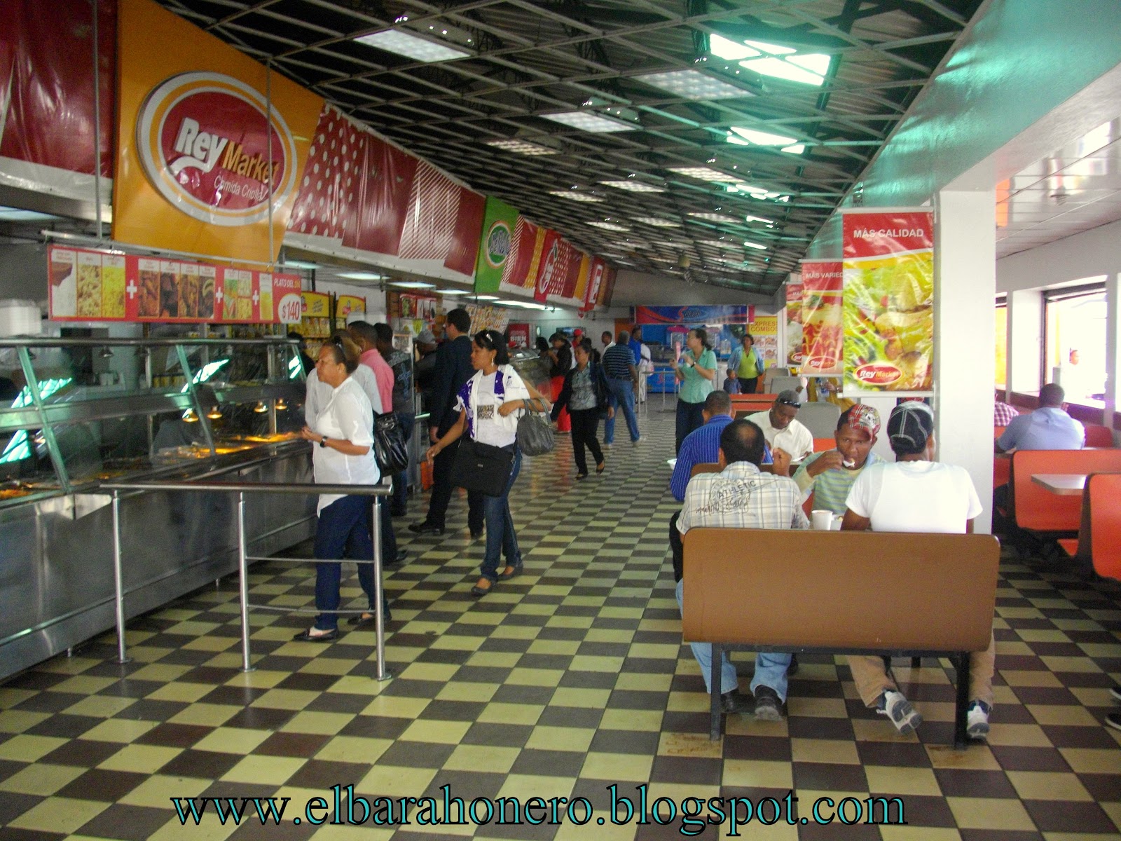 Foto de Pollo Rey, en Baní, días antes de cerrar sus puertas|El Barahonero