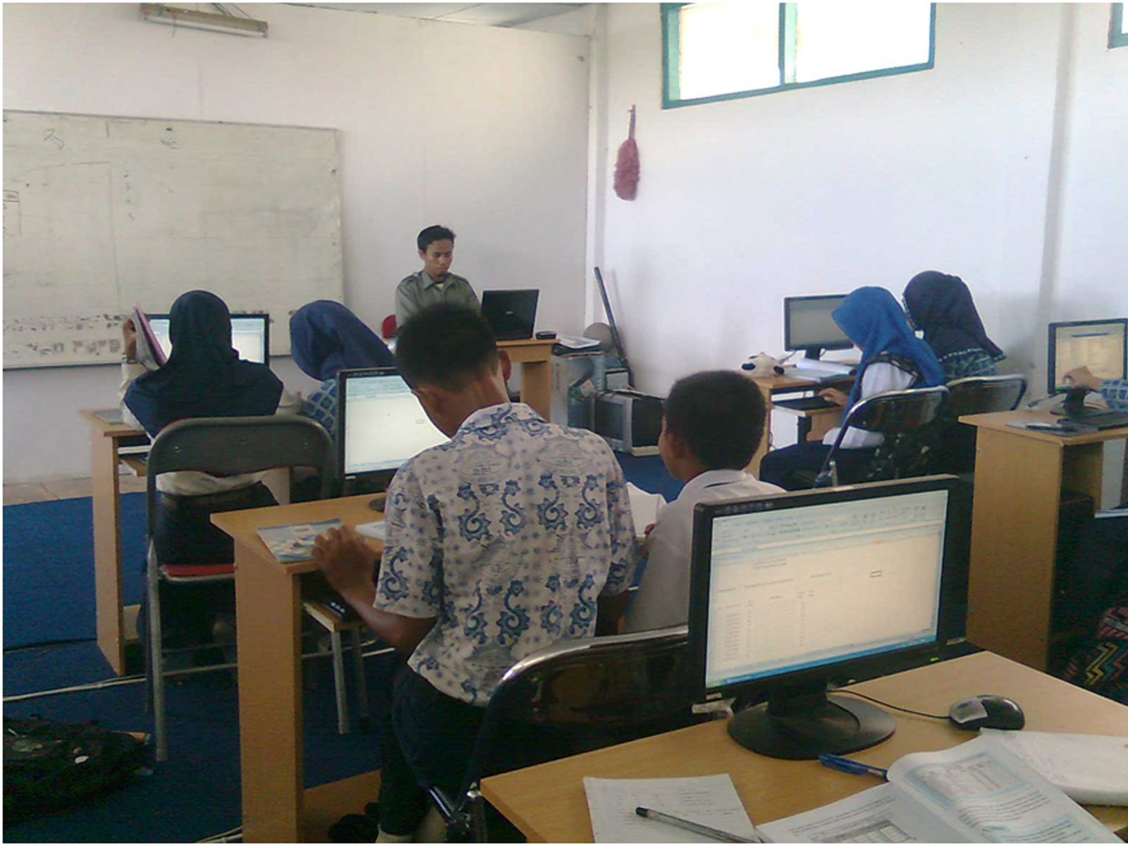MTs DDI Polewali: lab komputer