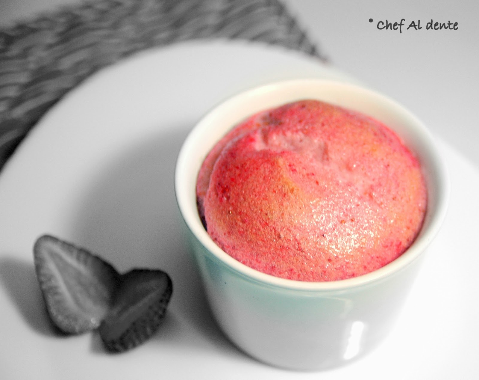 Chef Al dente: Strawberry Souffle: The Pink Beauty!