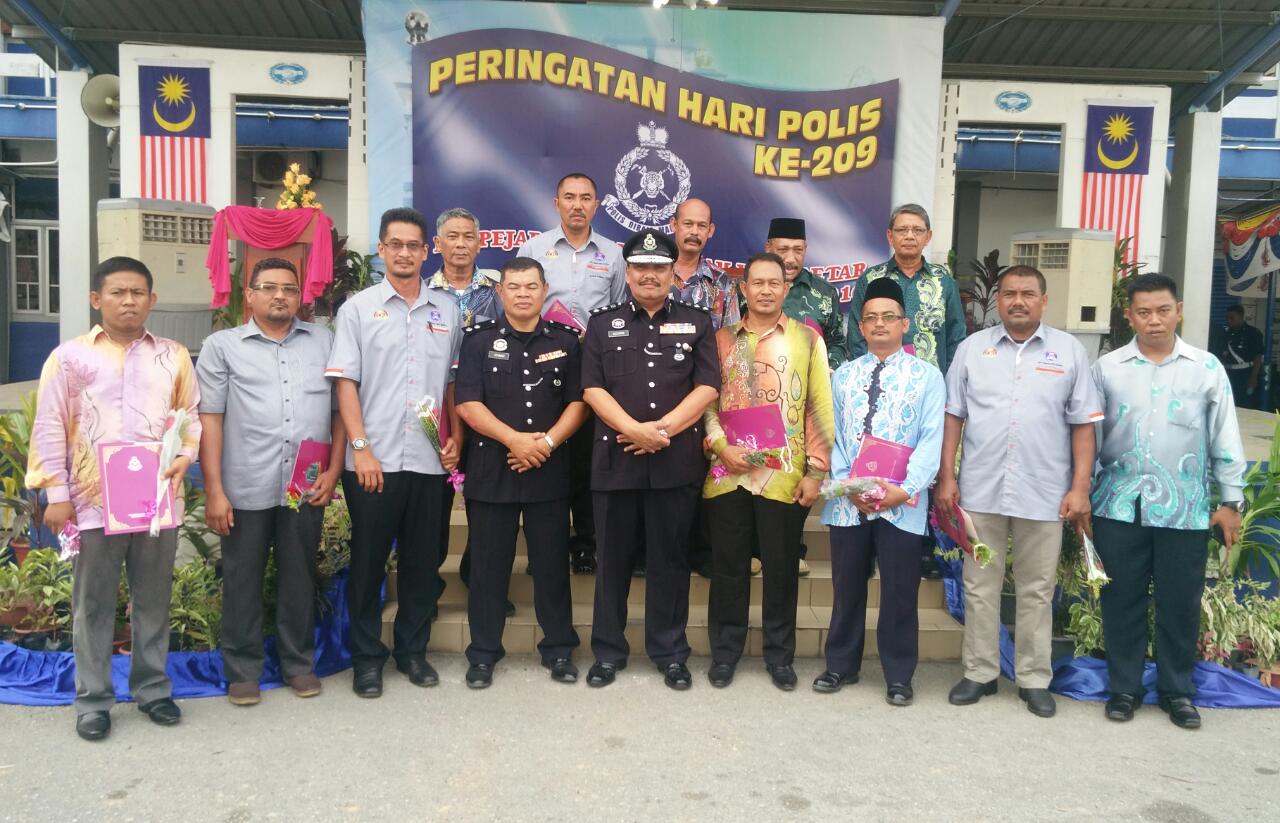 KAWASAN RUKUN TETANGGA TAMAN UTAMA: ** SAMBUTAN HARI POLIS DAERAH KOTA ...