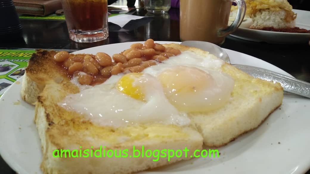 Roti Bakar Arang Taiping : Fadzil House