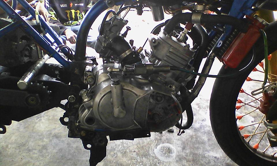 Seputar Sepeda Motor: RX King Mesin 2 Silinder 300 cc