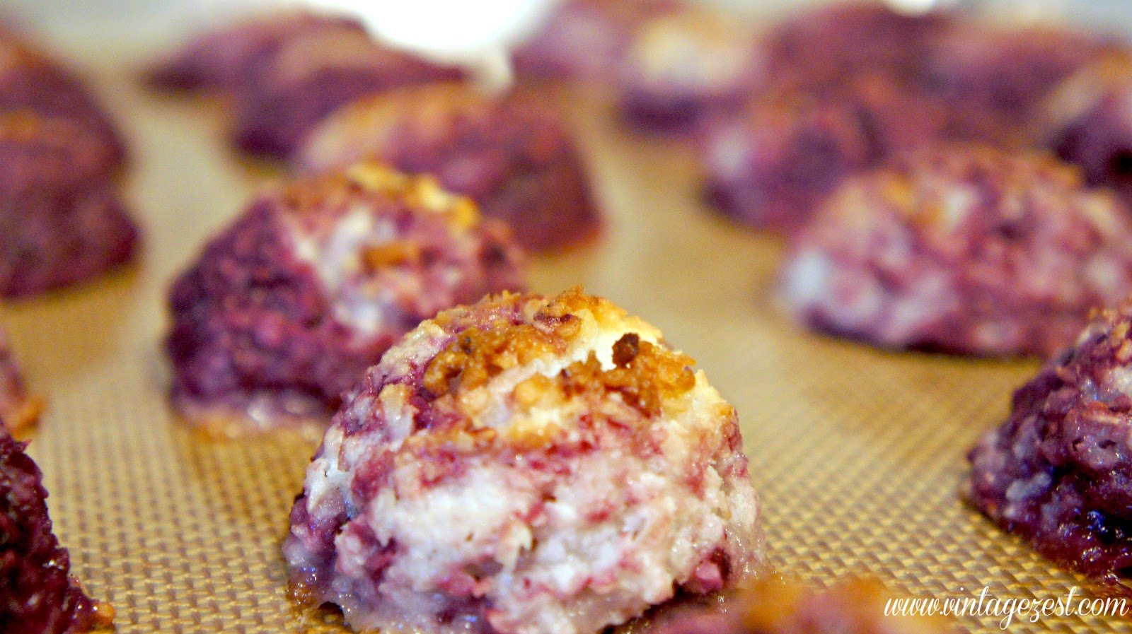 Raspberry Coconut Macaroons ~ Diane's Vintage Zest!