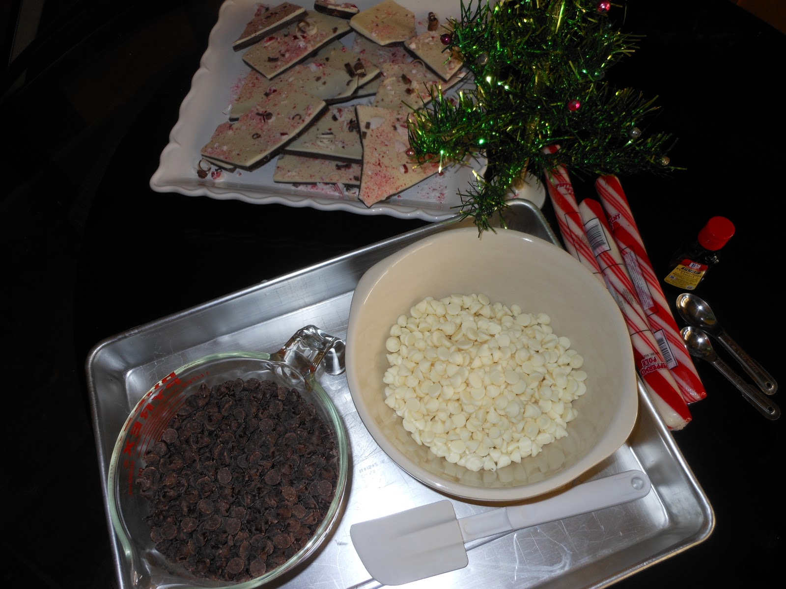 Bark for Christmas: Mmmmm Peppermint Bark!!!