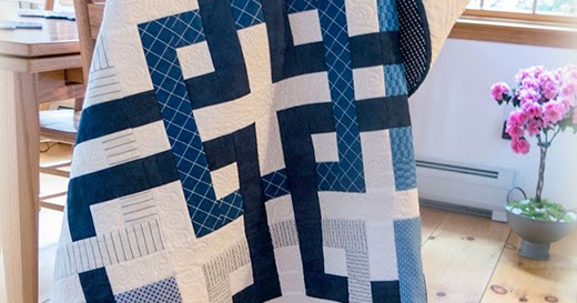 Quilting Land: Movement in Squares Quilt