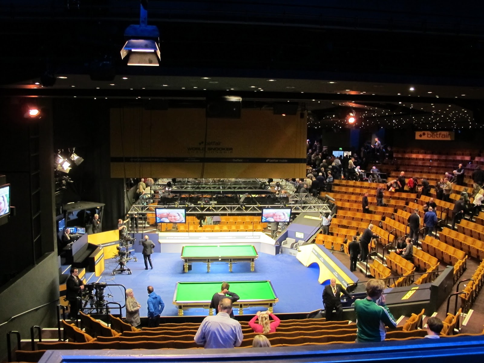 Beyond the Baize: Snooker Blog: Visiting the Crucible