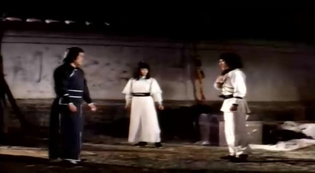 TO ΣΚΛΗΡΟ ΚΑΡΥΔΙ ΤΟΥ ΚΑΡΑΤΕ - HALF A LOAF OF KUNG FU