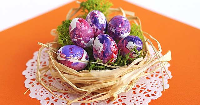 Colorful little easter eggs - Journey into Creativity