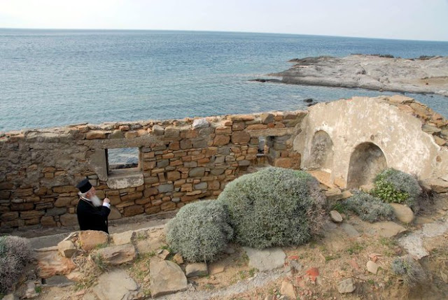 ΦΩΣ ΦΑΝΑΡΙΟΥ: Ο ΠΑΤΡΙΑΡΧΗΣ ΣΤΗΝ ΕΑΡΙΝΗ ΙΜΒΡΟ