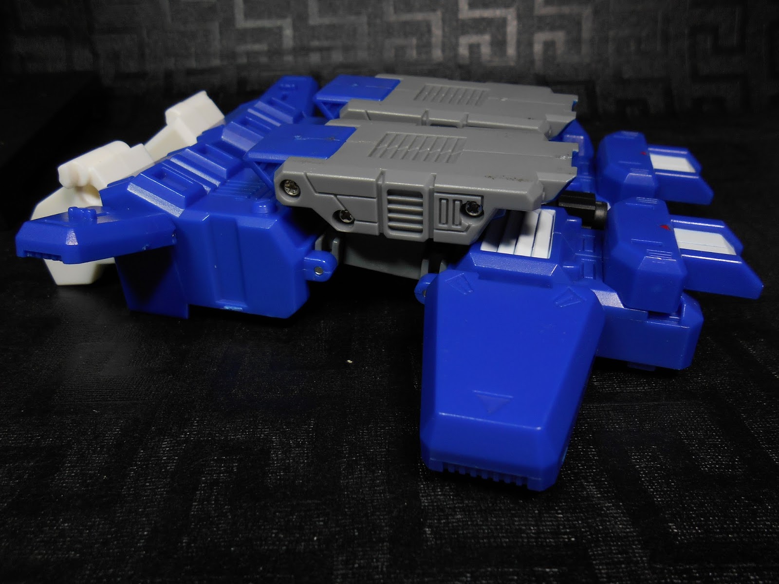 Review: Mebsuta | Night's Corner