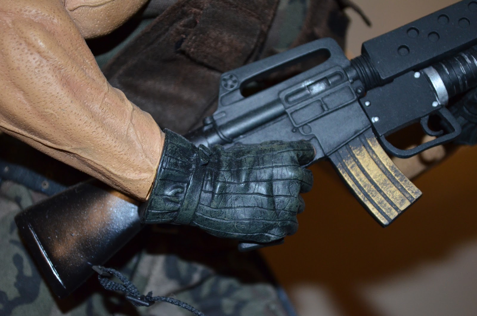 TheEvilEmpire: Dutch Schaefer Predator Premium Format Figure