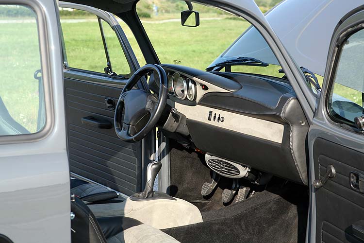 porelpiano: "BUGSTER" = PORSCHE Boxster S + VW Beetle