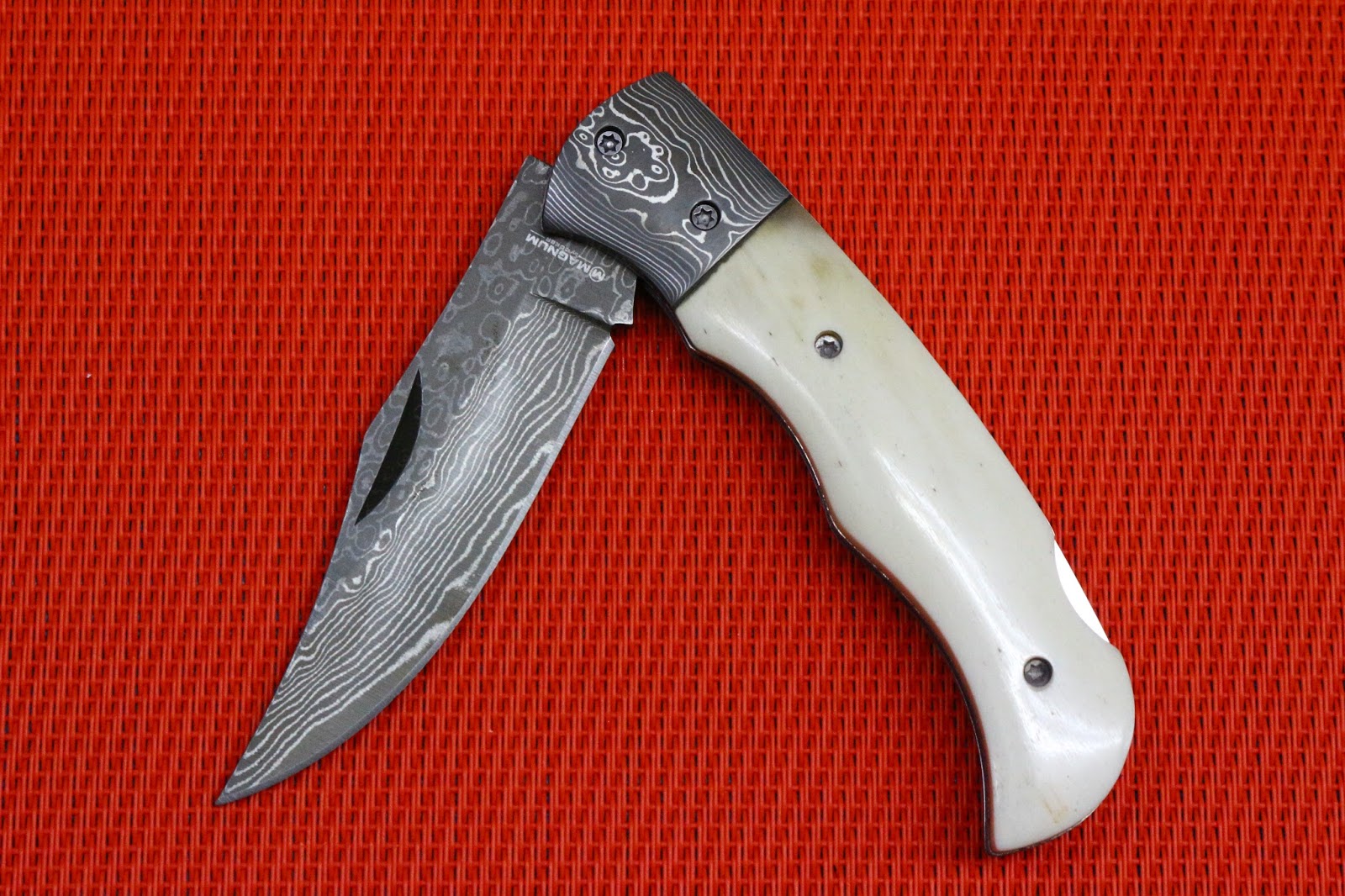 ARMAS BLANCAS 66: - MAGNUM DAMASCUS BONE 01MB180DAM