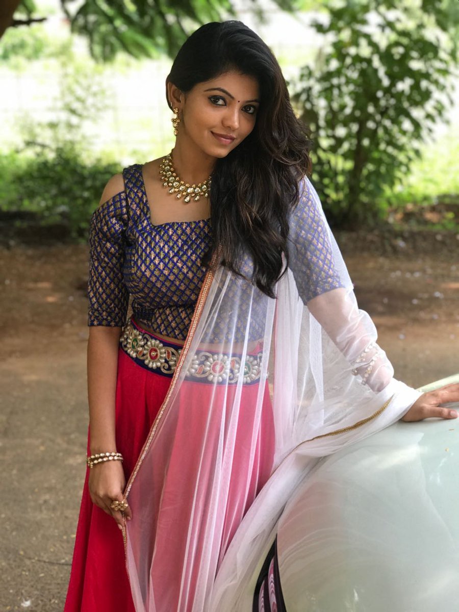 Athulya Ravi Beautiful Photo Gallery in Red Color Gagra - Hollywood ...
