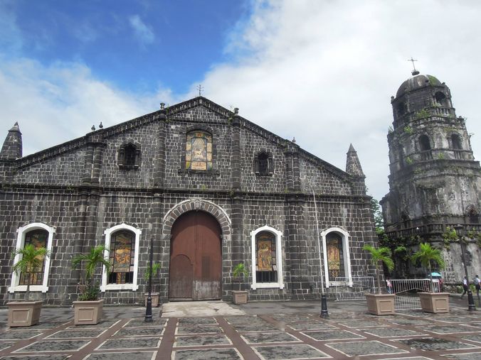 Heritage Series: Tabaco Church, Albay’s Beautiful Enigma - Dad On The ...