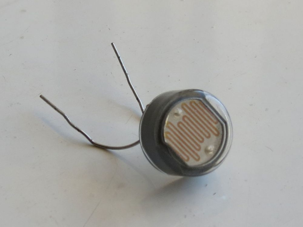 Davide Gironi Blog Measure Light Lux With Ldr On Avr Atmega Using Ldr Library 01